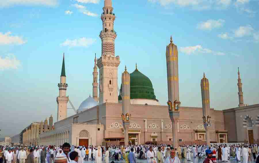 27 Best Places To Visit in Madinah Right Now! [With Images]